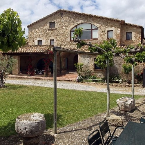 [Can Gat Vell : 2 noches de alojamiento en El Porticó para 2 adultos ...